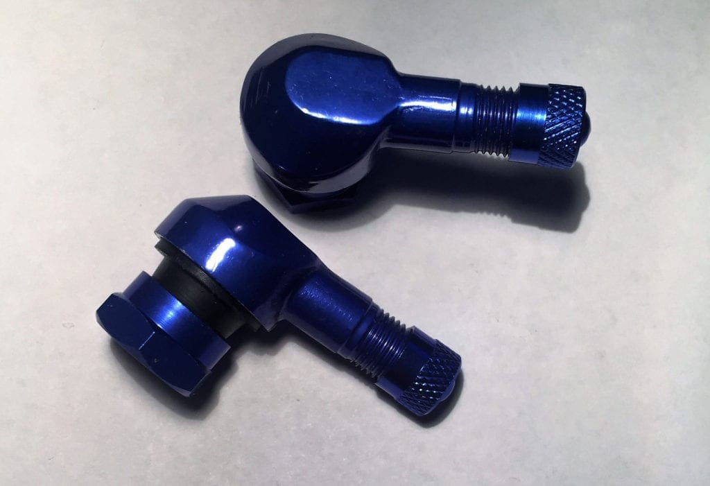 VeloxRacing Angled Valve Stems 10mm (fitting in an 11.3mm hole ...